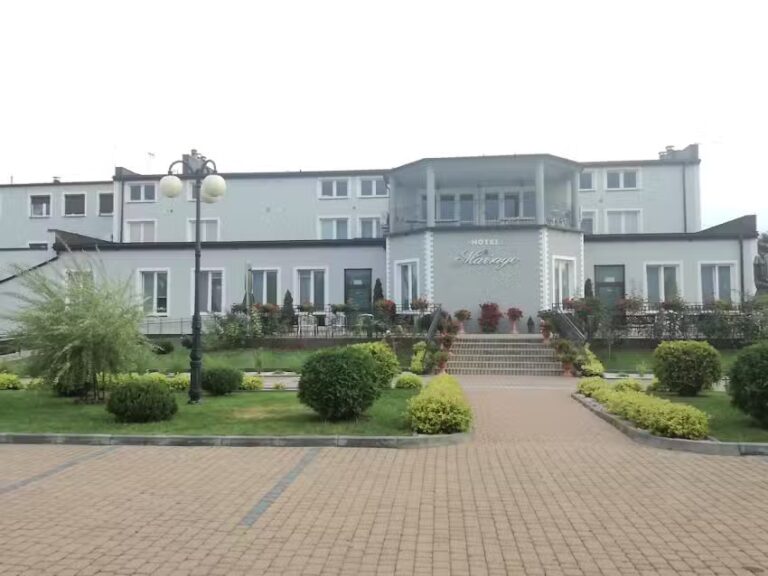 Hotel Mariage | Hotel w Powiat włoszczowski, Województwo świętokrzyskie