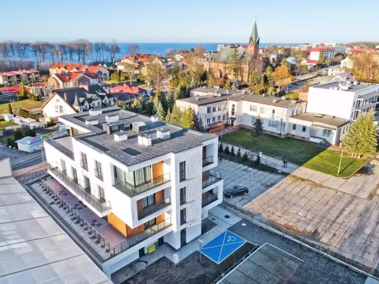 White Marina | Hotel w Powiat kołobrzeski, Województwo zachodniopomorskie